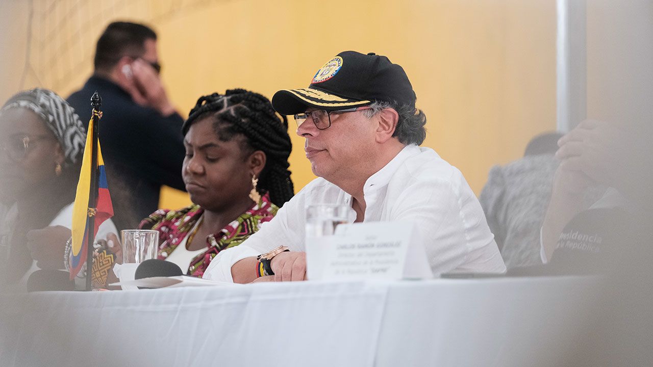 Gobierno de Gustavo Petro anuncia más inversión social para las ...