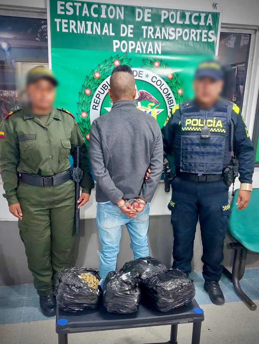 Capturado cuando pretendía abordar un bus de servicio público con 4 kilos de marihuana