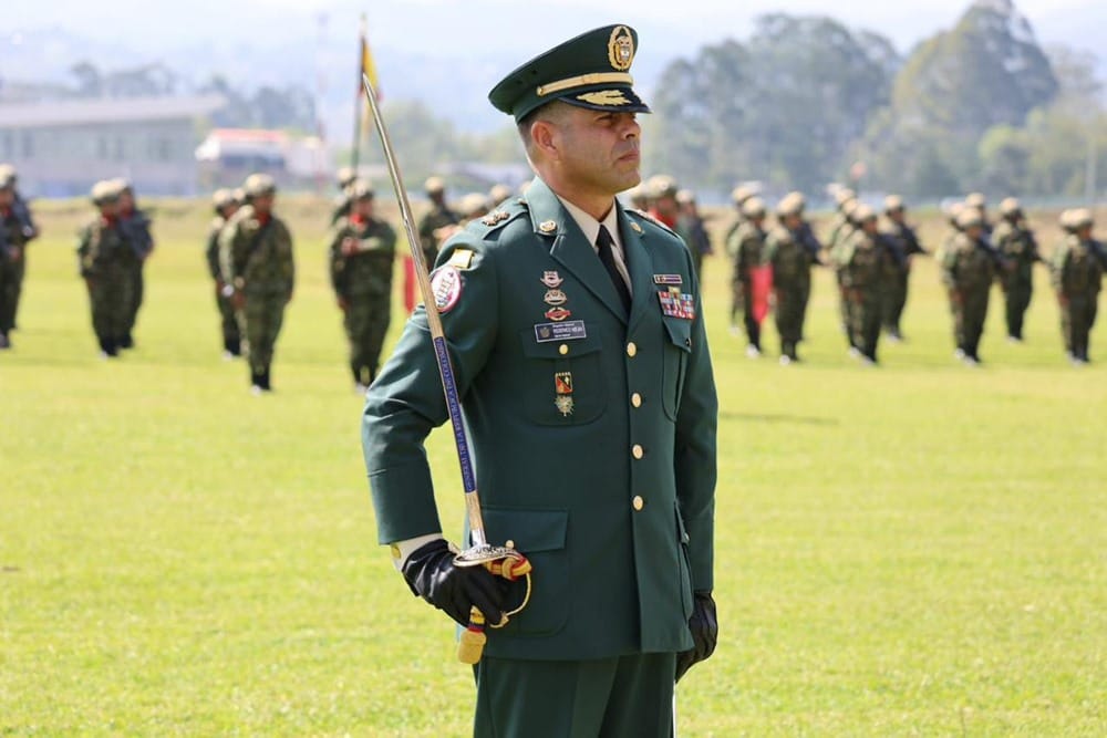 ¿Quién es Federico Mejía, el General del Ejército a quien las ...